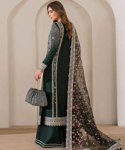Biggest Range of Pakistani Designers Suits - Resham Fabrics