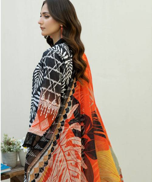 Biggest Range of Pakistani Designers Suits - Resham Fabrics